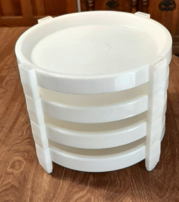 Vintage Tupperware 10 1/2'' Divide A Rack Pie Stacker Trays White Set ...