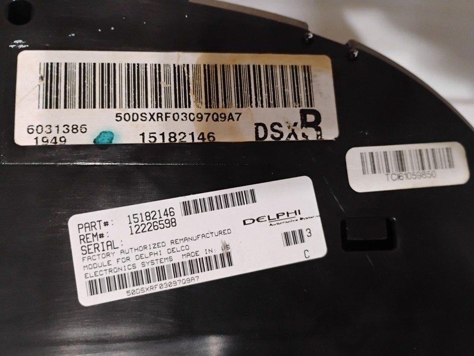 2003-2005 Chevrolet Silverado 2500 3500 Tahoe Cluster Speedometer Id ...