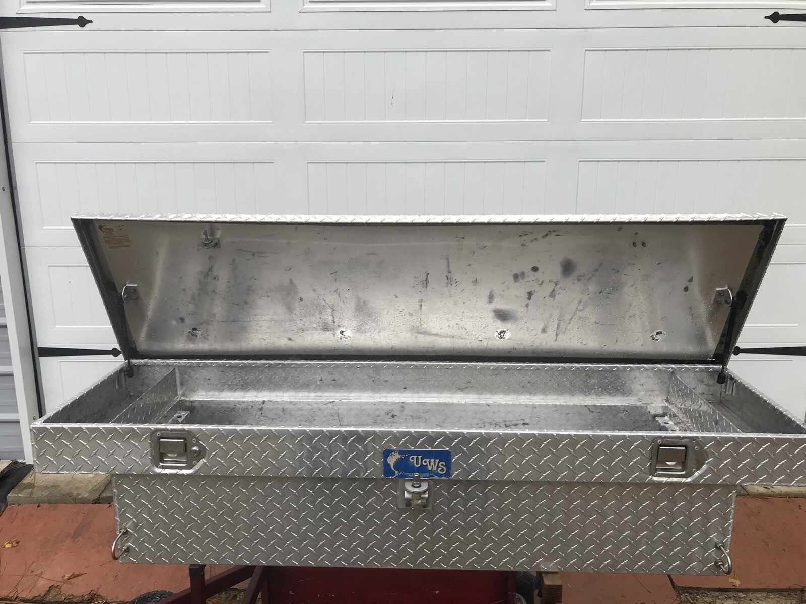 Truck Bed Rail-To-Rail Tool Box-63 in. Crossover Truck Tool Box UWS ...
