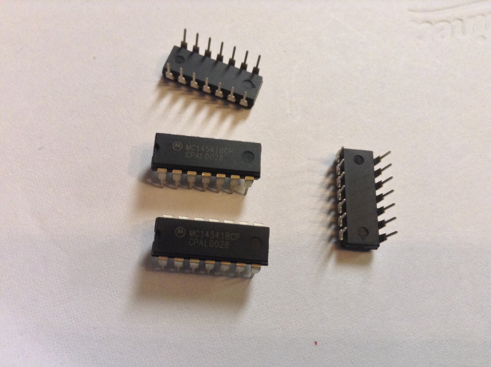 MC14541BCP Original Motorola Integrated Circuit(lot of 16) | eBay