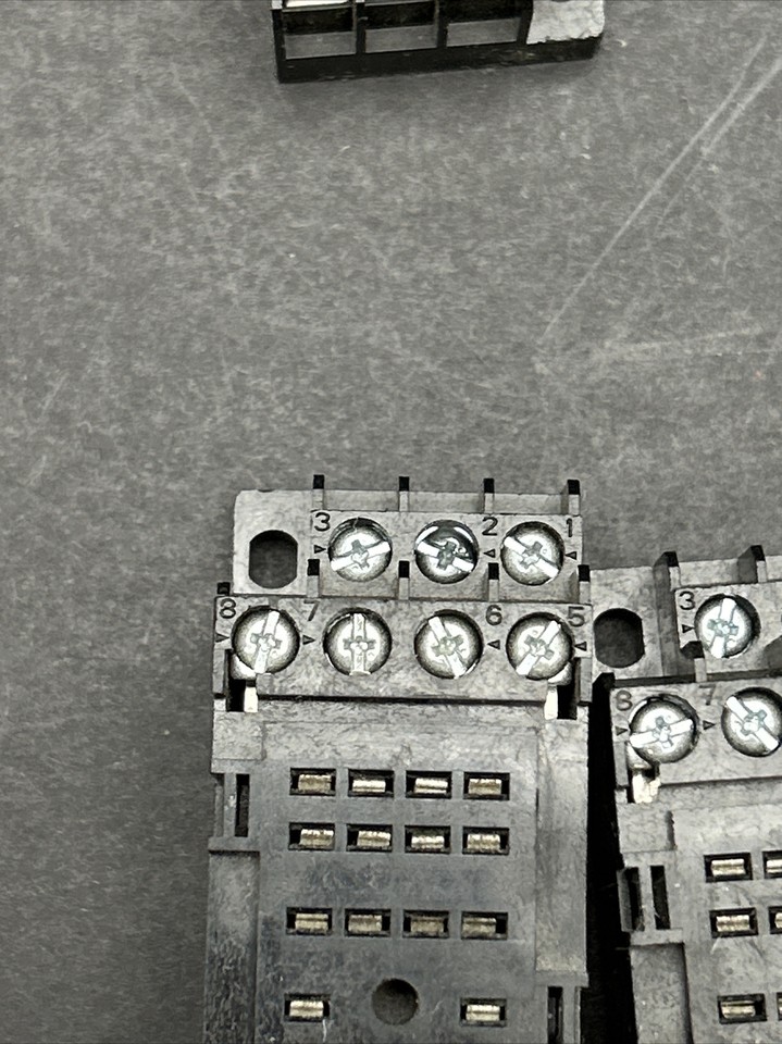 Omron Relay Socket PYF14A-E PYF14AE 14-pin (Packs of 3) *NOS/Open Box ...