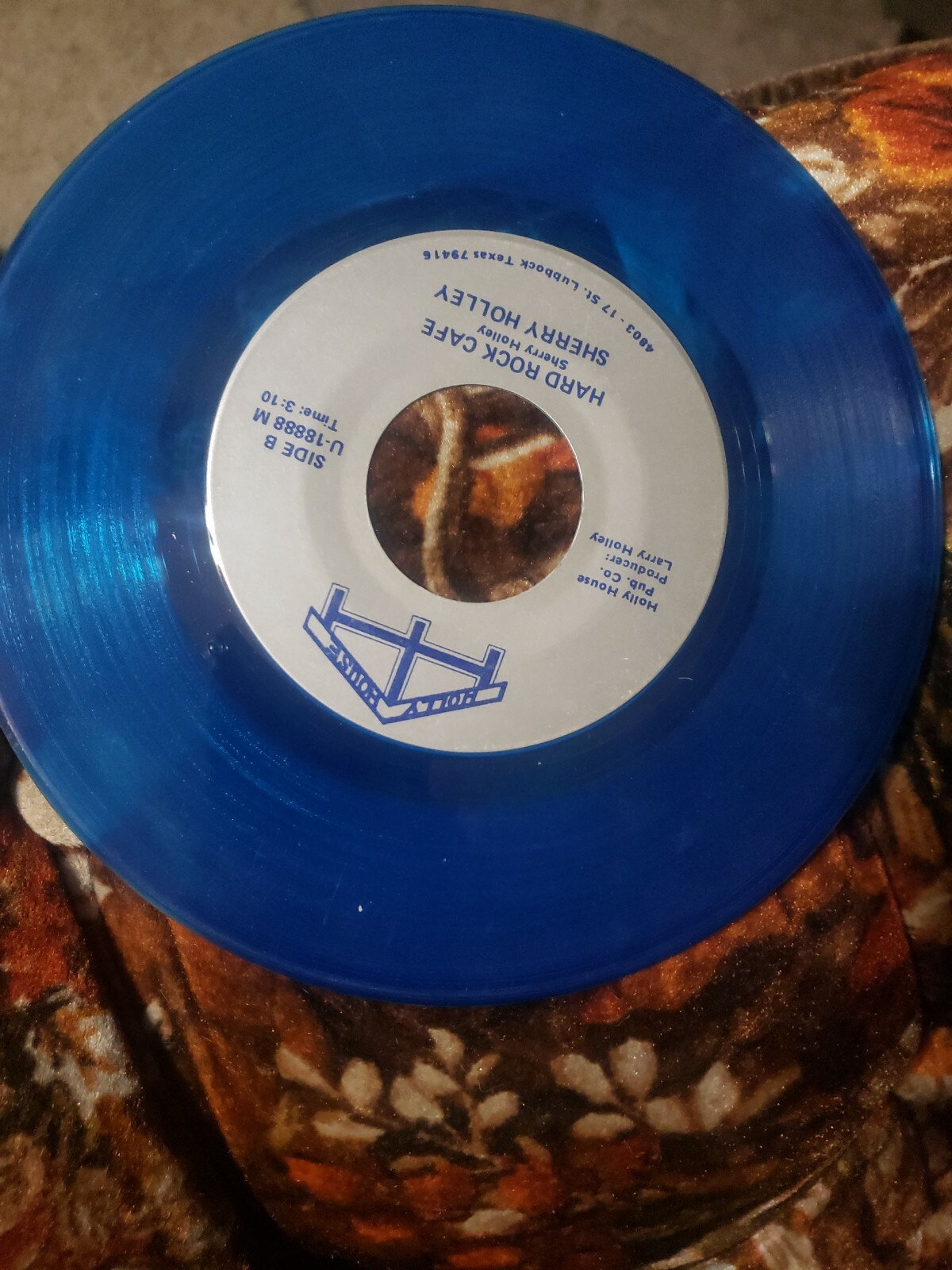 Sherry Holley Blue 45 LP Record Raining In My Heart/Hard Rock Cafe ...