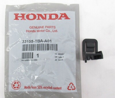 Genuine OEM Honda 33155-TBA-A01 Driver Headlight Clip (1) 2016-2020 ...