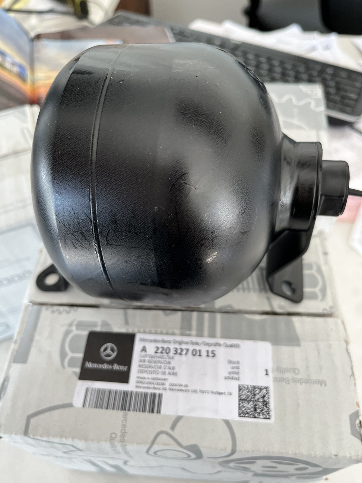 Mercedes Original S500 SL500 R220 R230 Self-Leveling Accumulator ...