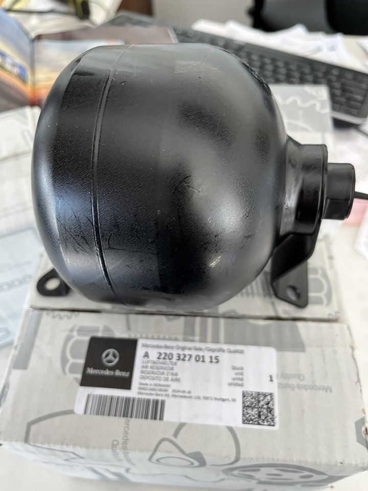 Mercedes Original S500 SL500 R220 R230 Self-Leveling Accumulator ...