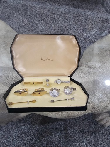 Vintage by Stacy Set w Cufflinks, tie tacks, tie clips & tie pins Orig ...
