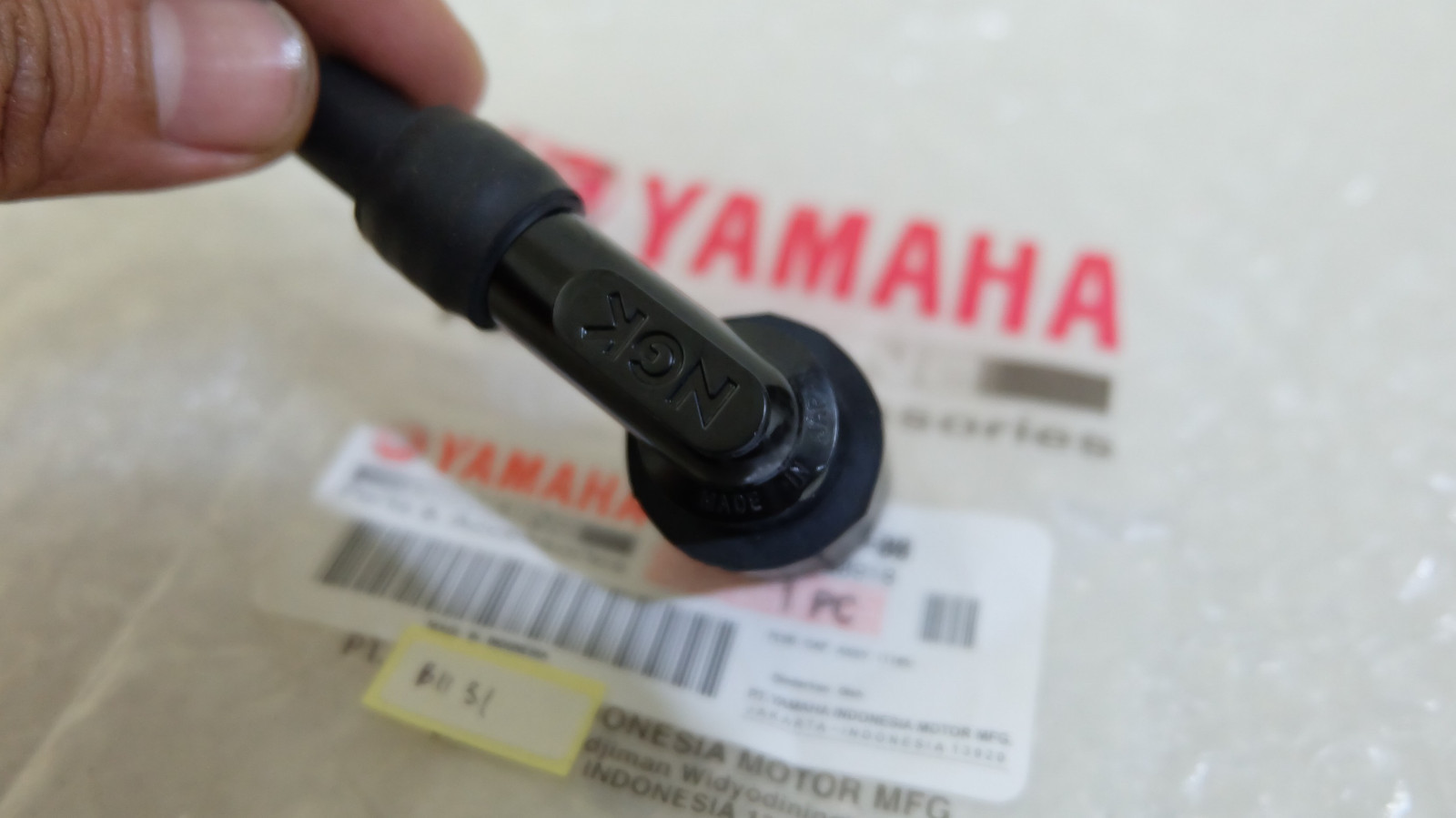 YAMAHA DT100 DT125 DT250 YZ FS1 RD50 YG1 YL2 U5 RX LS3 RS100 Spark Plug ...
