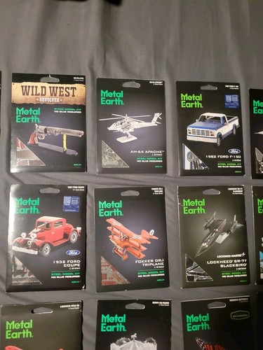 (17) Metal Earth Metal Models Kit Lot of 17 NEW SEALED.... FREE ...