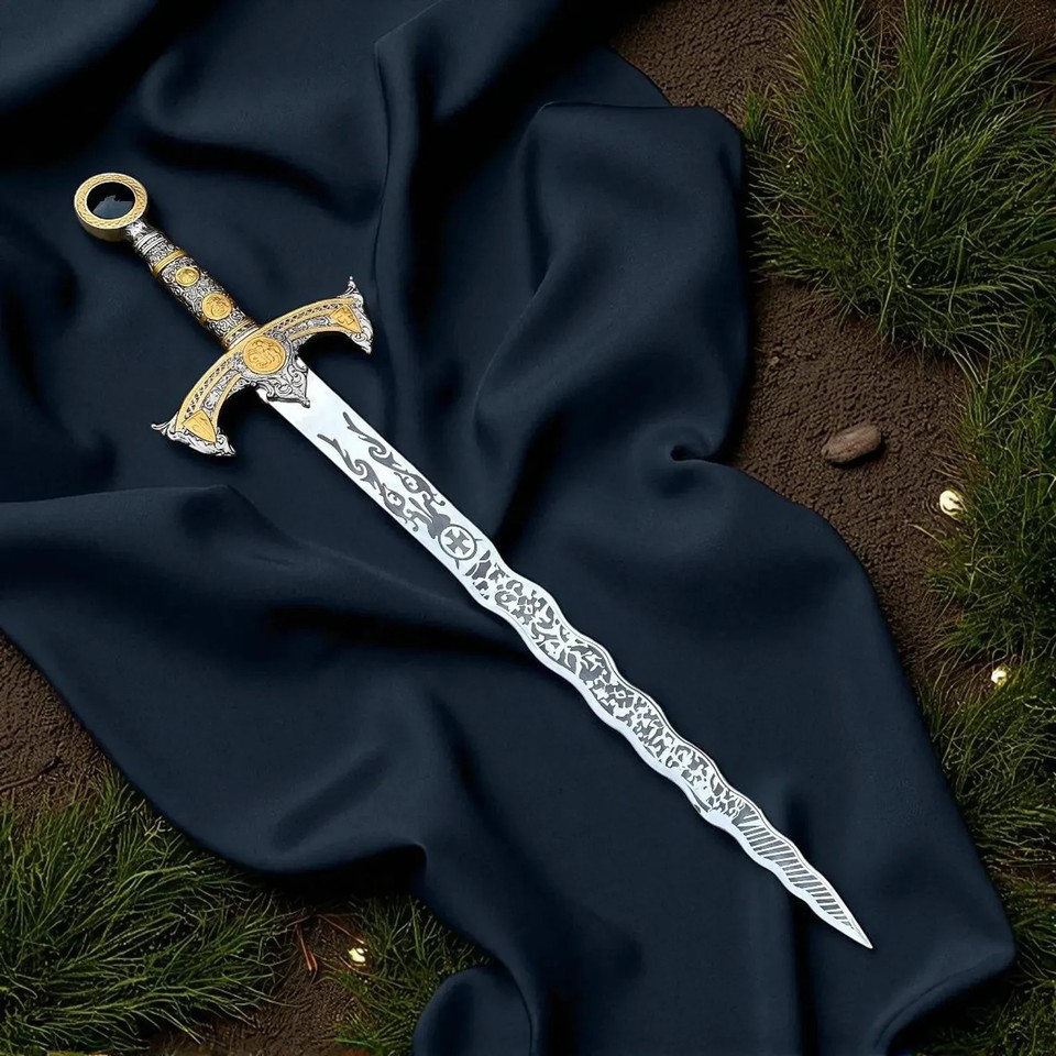Once upon a Time Excalibur Replica Sword,Emma Swan & Killian Jones ...