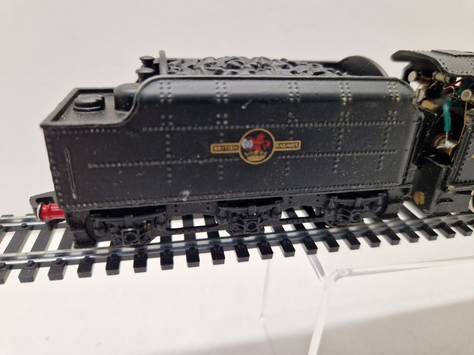 Hornby Dublo 2224 8F 2-8-0 BR Unlined Black Late Crest good runner ...