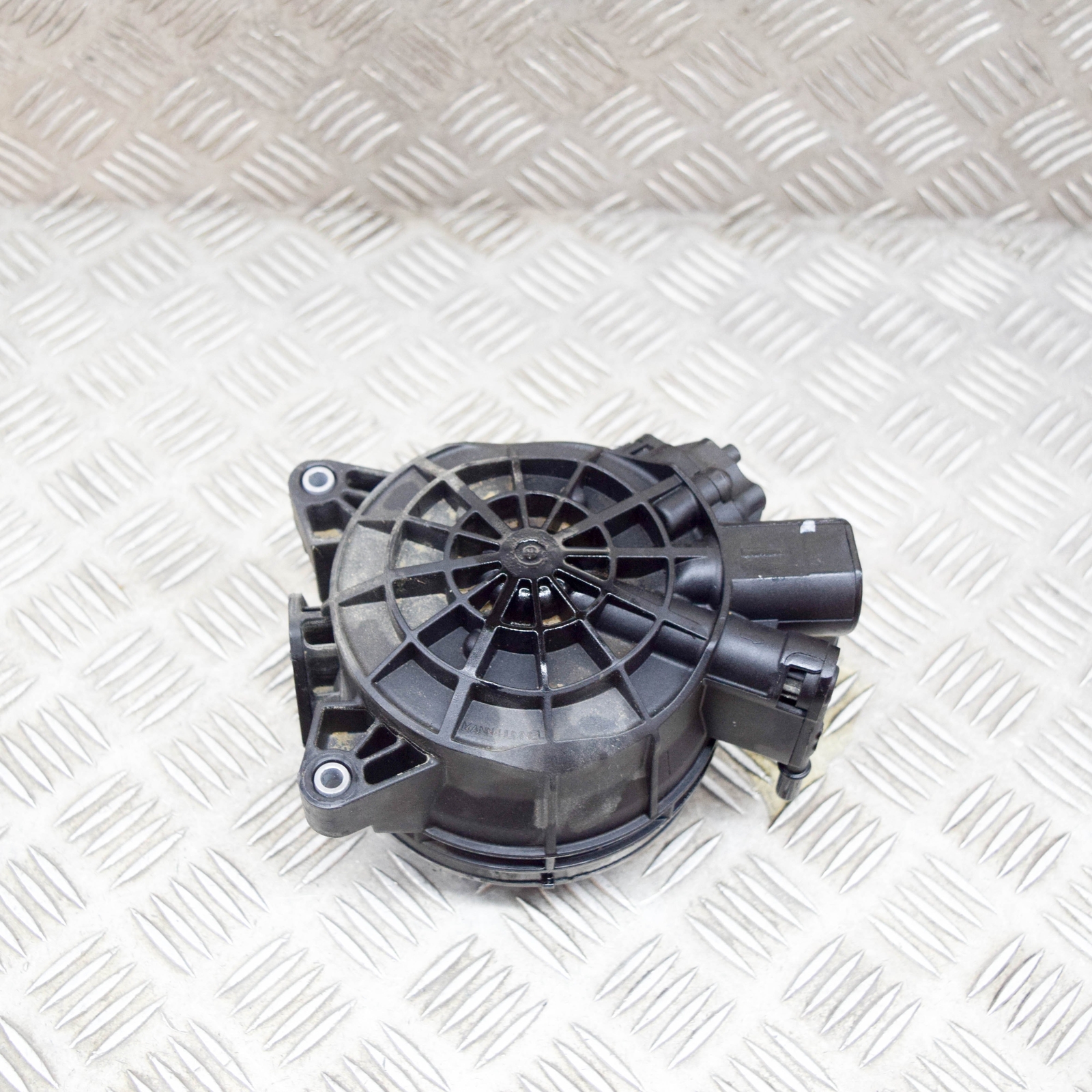 MERCEDES-BENZ GLE W167 350DE Hybrid 142kw Fuel Filter Housing ...