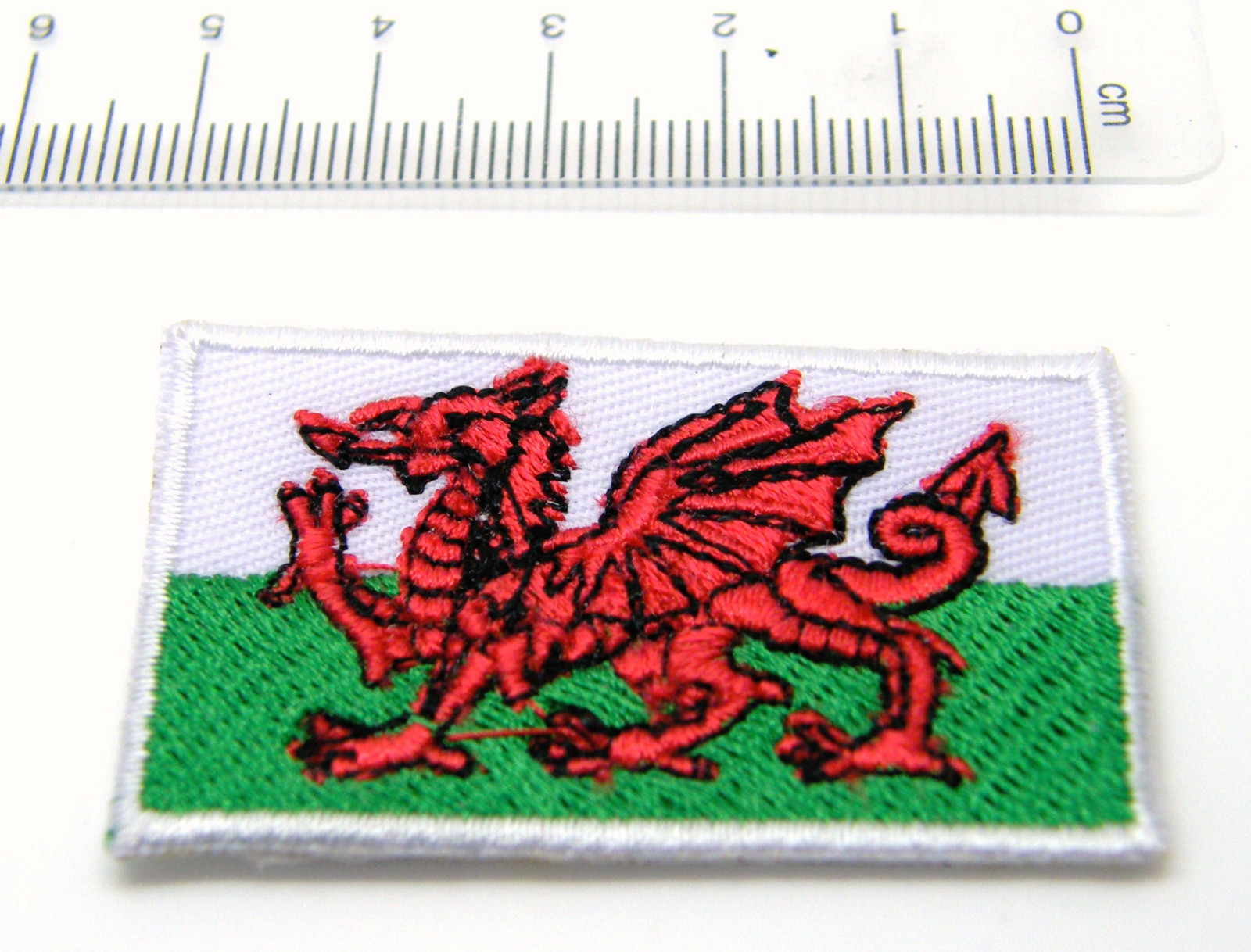 WALES WELSH CYMRU FLAG PATCH BADGE SEW OR IRON ON 3 SIZES | eBay UK