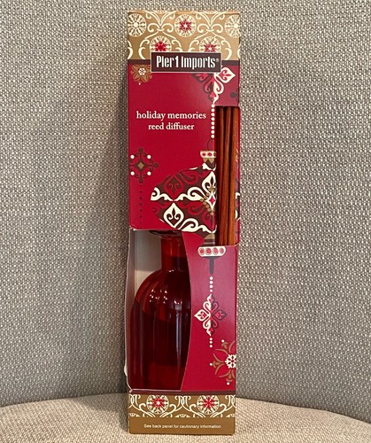 Pier 1 One Imports HOLIDAY MEMORIES Reed Diffuser Christmas 10 oz ...
