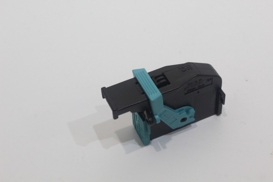 VW Sharan 7N Sat Nav Wiring Connector 26 Pin New Genuine 3B0919754 ...
