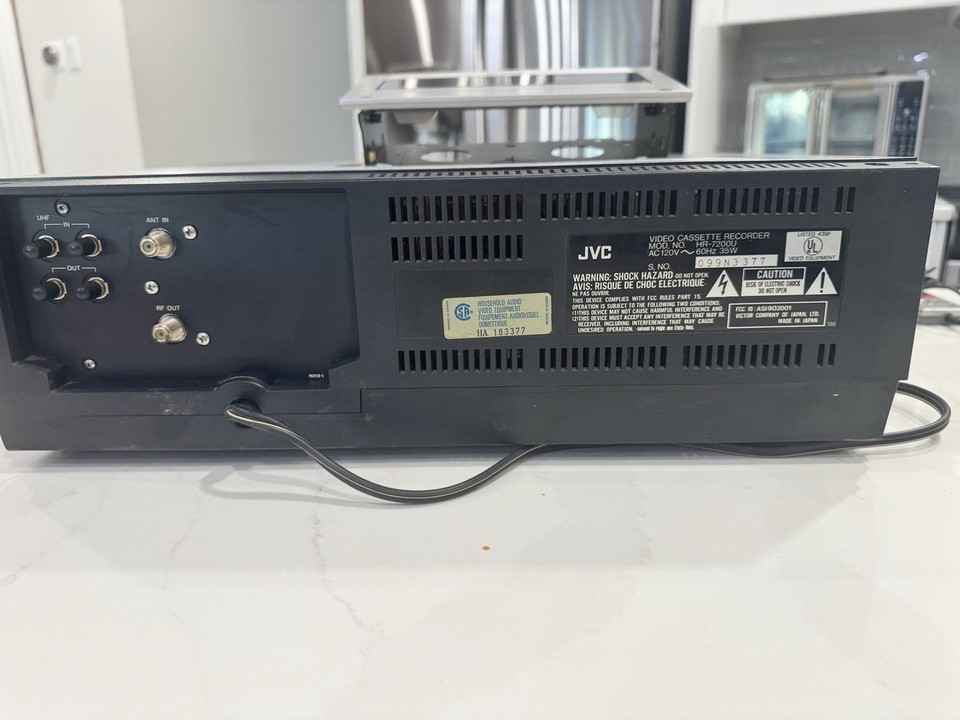 JVC HR-7200U Vintage VCR Video Cassette Player Powers On With Remote ...