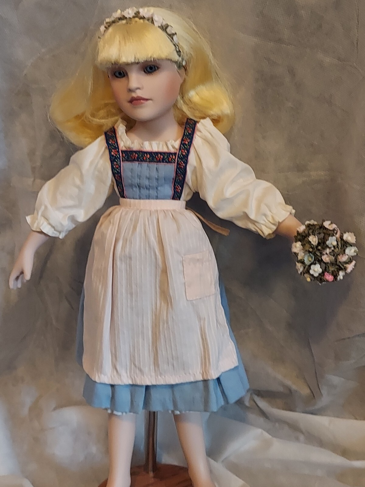 Avigail Brahms 1987 Gretel Porcelain Doll with original clothes and ...