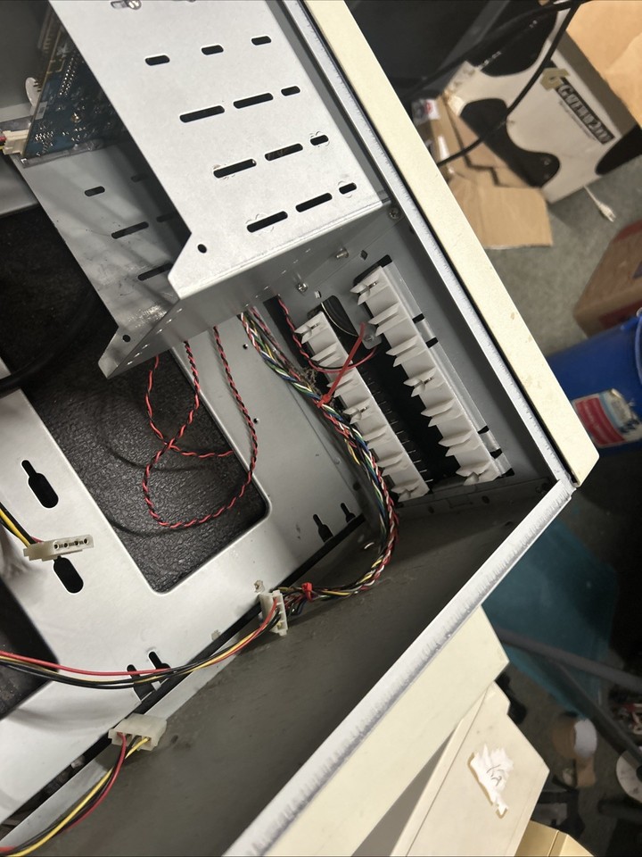 vtg beige Computer 486 DOS Windows Turbo Button Floppy Disk CASE ...