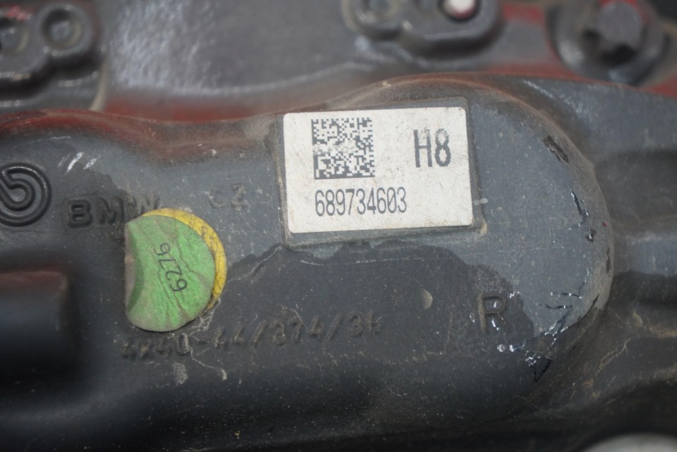 Front Right Brake Caliper M Sport Red 34106891346 OEM BMW 840i G16 2022 ...