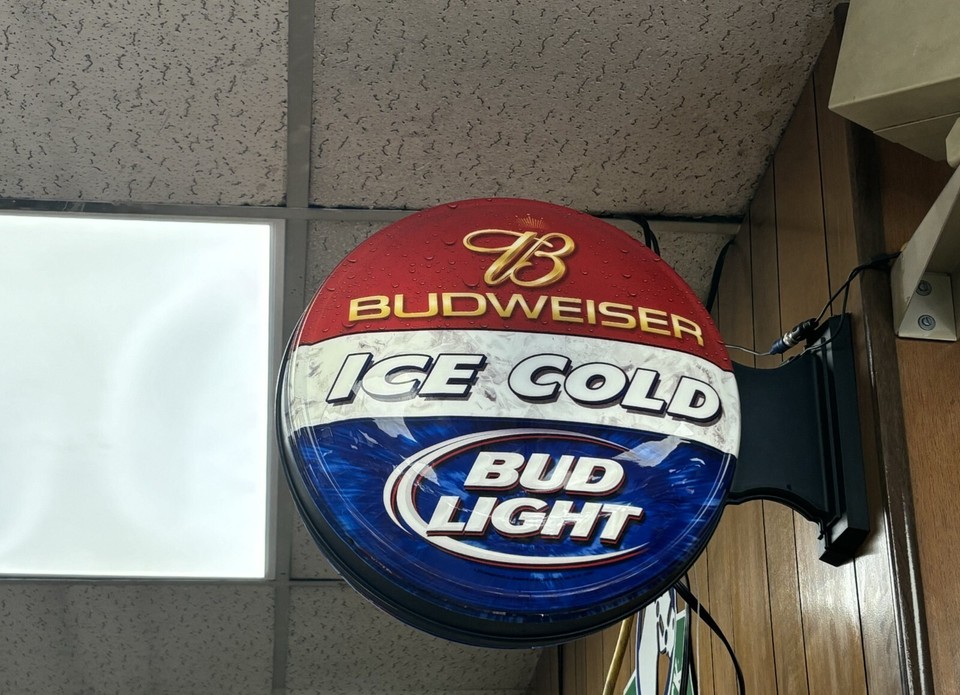 Budweiser Ice Cold Lighted 3D Sign Vintage/Rare | eBay