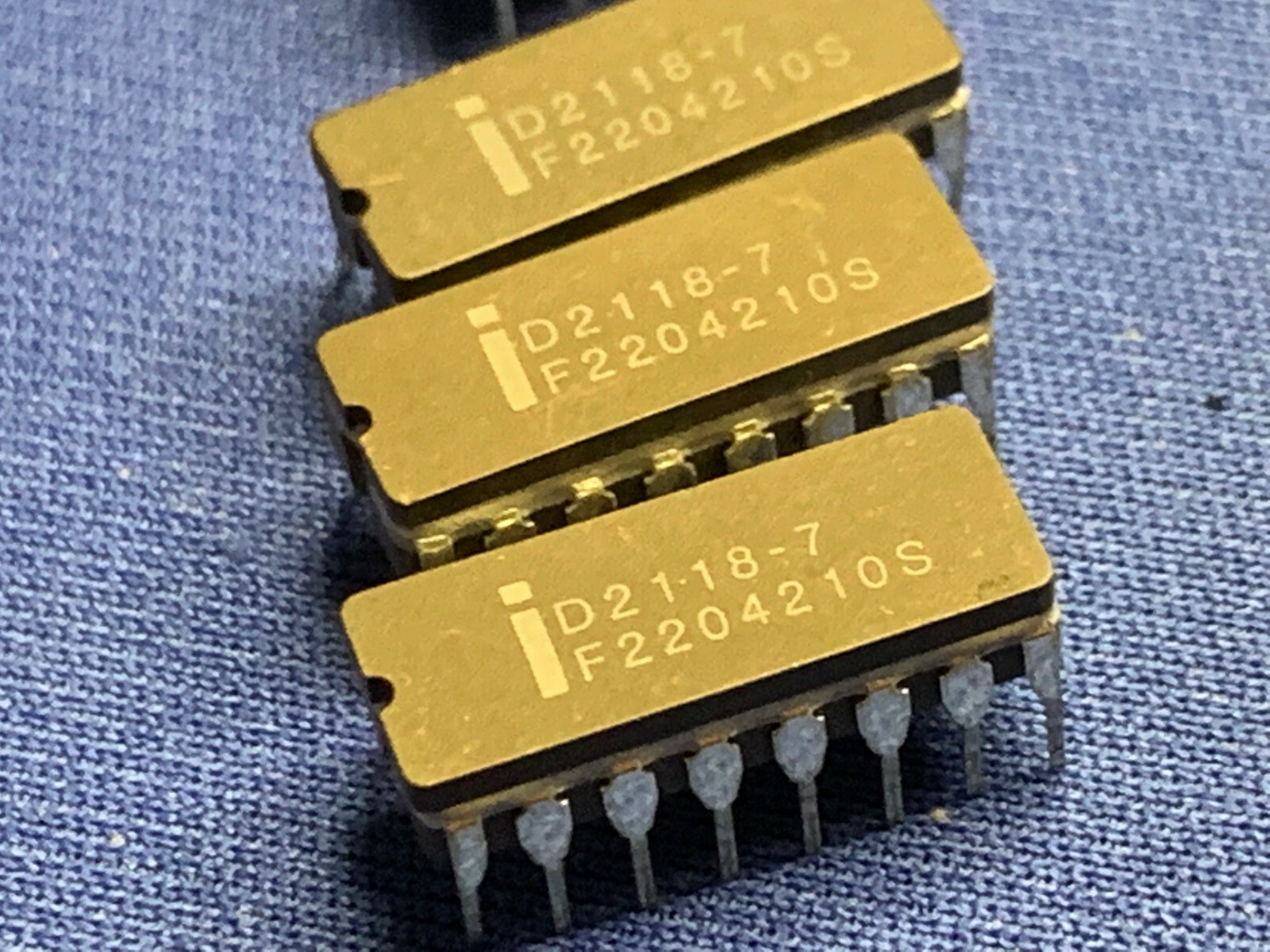 D2118-7 INTEL Vintage 1981+ D2118 16-PIN CERDIP LAST ONES COLLECTIBLE ...