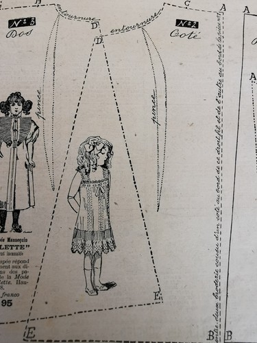 PATRON ORIGINAL REVUE FILLETTE POUPEE FRIQUETTE DE 38cm JUPON CACHE ...