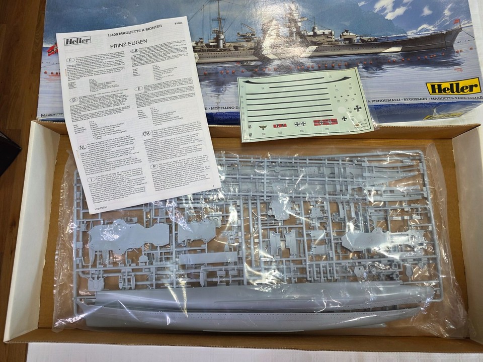 Heller 1/400 WWII German Kriegsmarine Heavy Cruiser Prinz Eugen Model ...