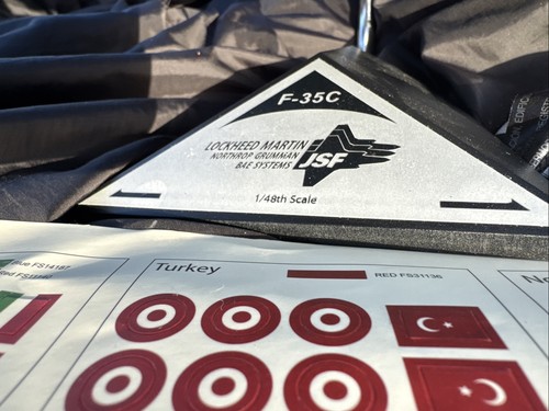 USN Lockheed Martin F-35C Lightning Carrier Desk 1/48 Model SC Airplane ...