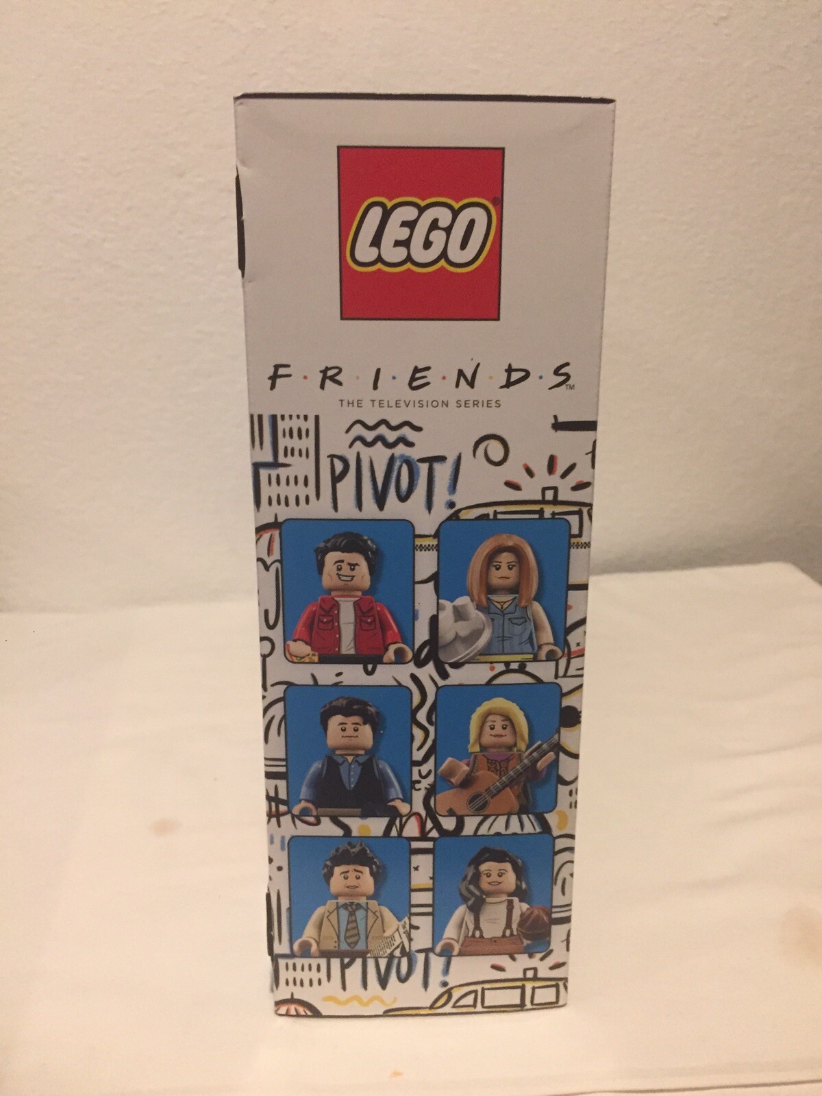 LEGO FRIENDS Central Perk Set Ideas 21319 Brand New In Hand Factory ...