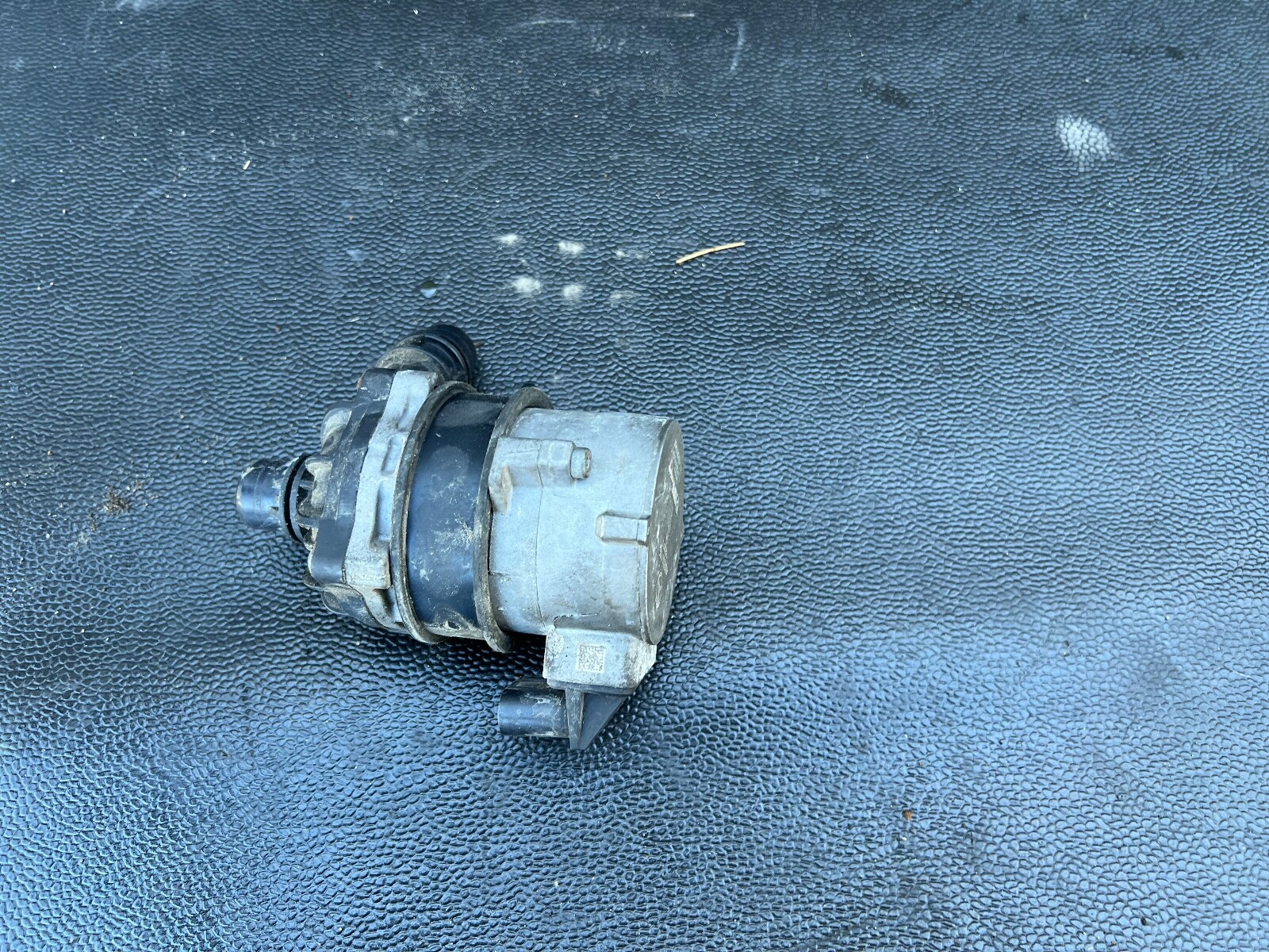 MERCEDES Cla45 OEM Electric Water Pump A0005001986 With Hoses for sale ...