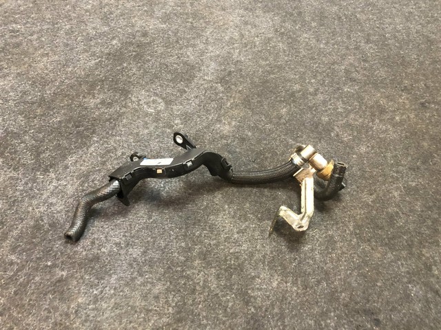 MERCEDES-BENZ GLE Coupe C292 350 d HIGH PRESSURE FUEL PUMP PIPE ...