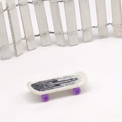 Littlest Pet Shop LPS Skateboard MINI Or Teeny Peg Accessory ...