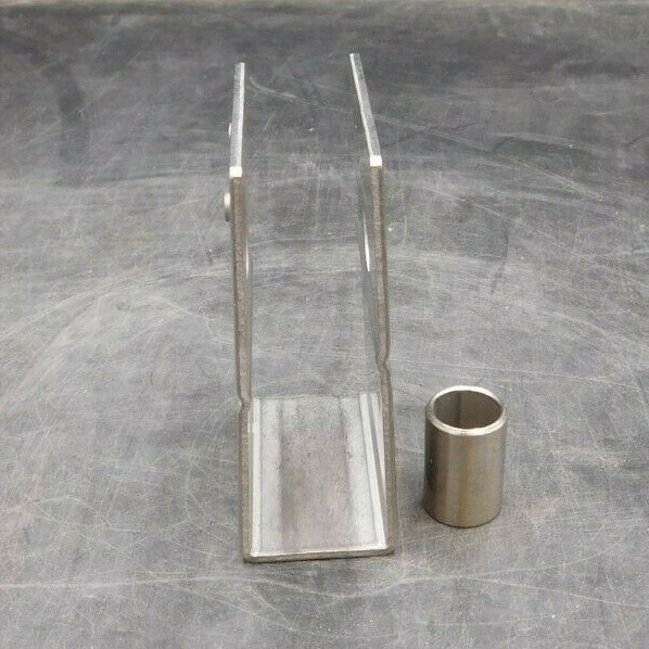 NEW B-Line Cable Cleat Mounting Bracket for Cable Tray 9SS6-CCB-C | eBay