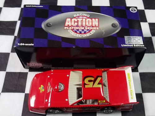Terry Phillips #75 Hoosier 1997 Late Model Dirt Xtreme 1:24 Action ...