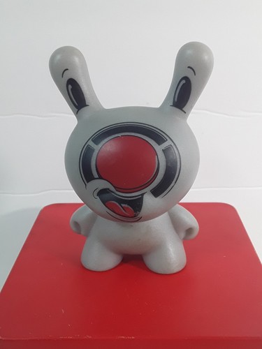 Sonic Red Button Wacky Pack Toy Grey Gray Kidrobot Dunny Figure 2020 | eBay