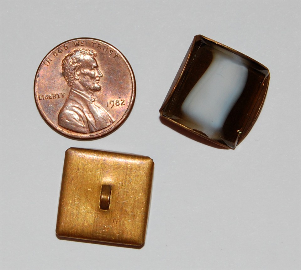 VINTAGE SQUARE GLASS BUTTON BUTTONS BEAD 17mm BROWN WHITE TWO TONE ...