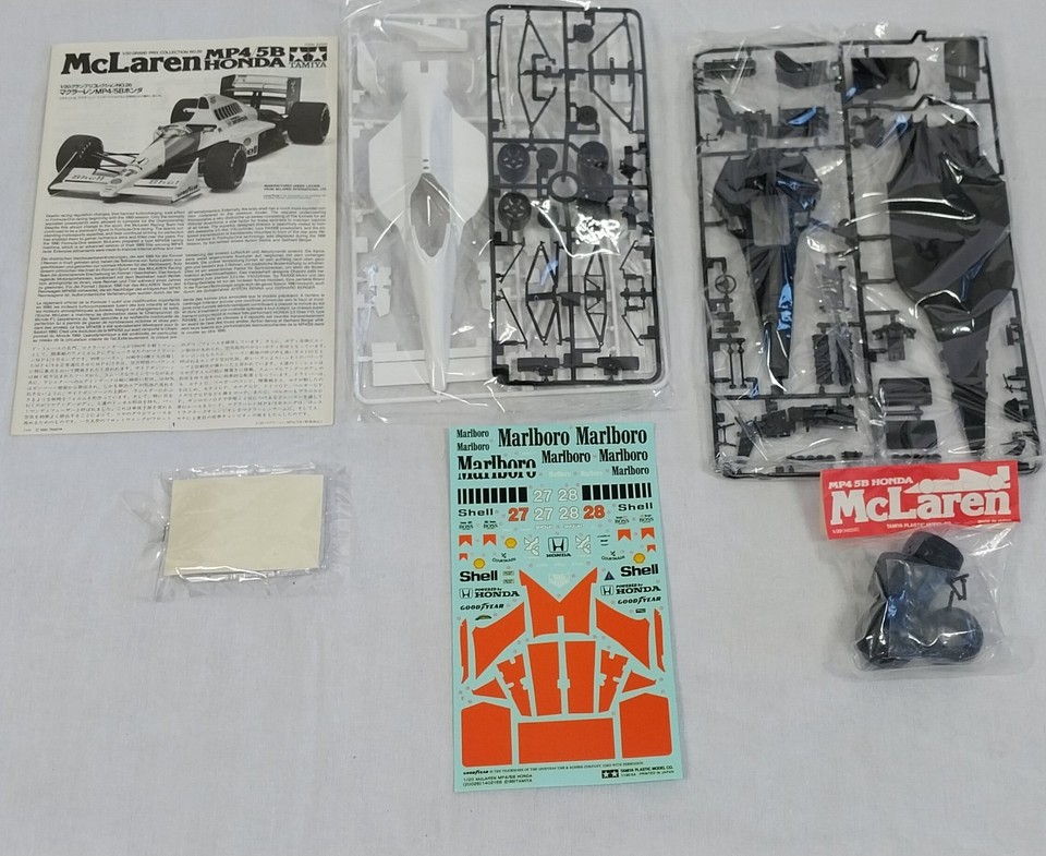 Tamiya 1:20 Scale McLaren MP4/5B # 20026*2200 A.Senna / G.Berger ...