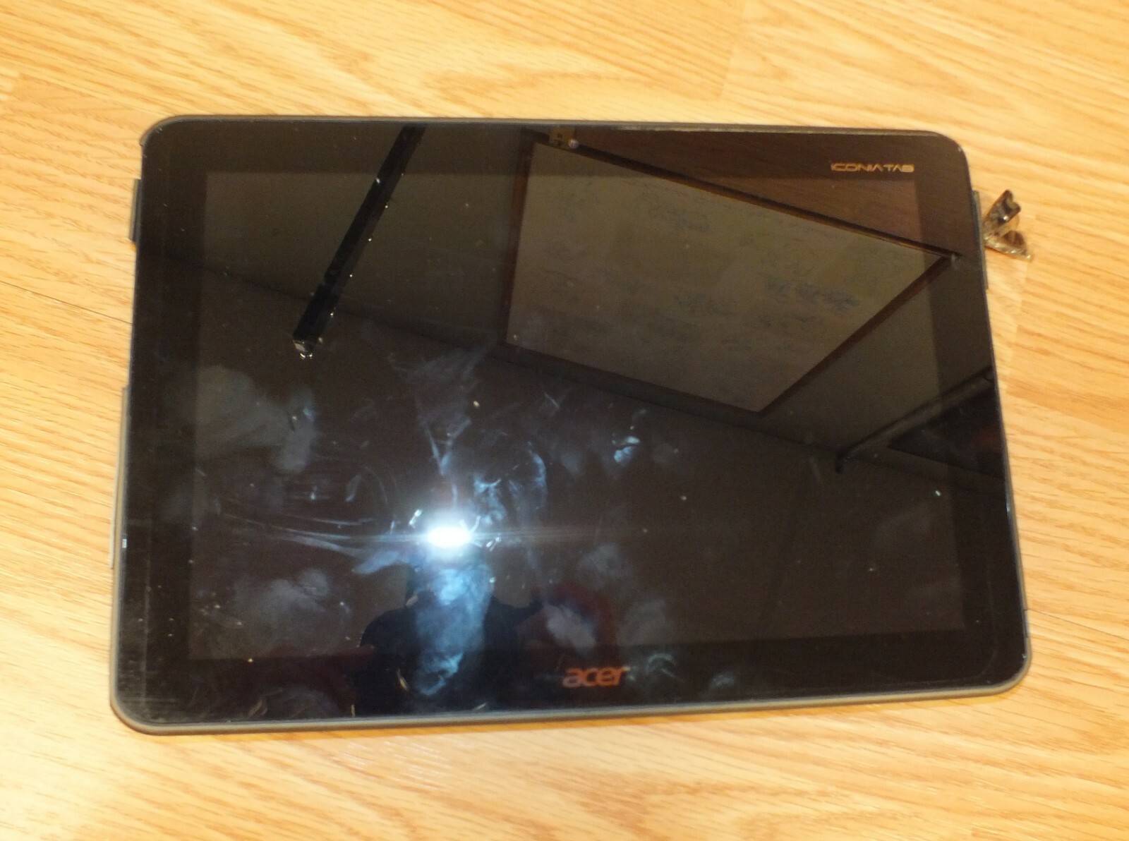 **FOR PARTS** Lot of 2 Acer Iconia Tab & Samsung (GT-P5113TS) Tablets ...