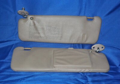 1996-2002 Toyota 4Runner Pair of Left & Right Sunviosrs Sun Visor OEM W ...