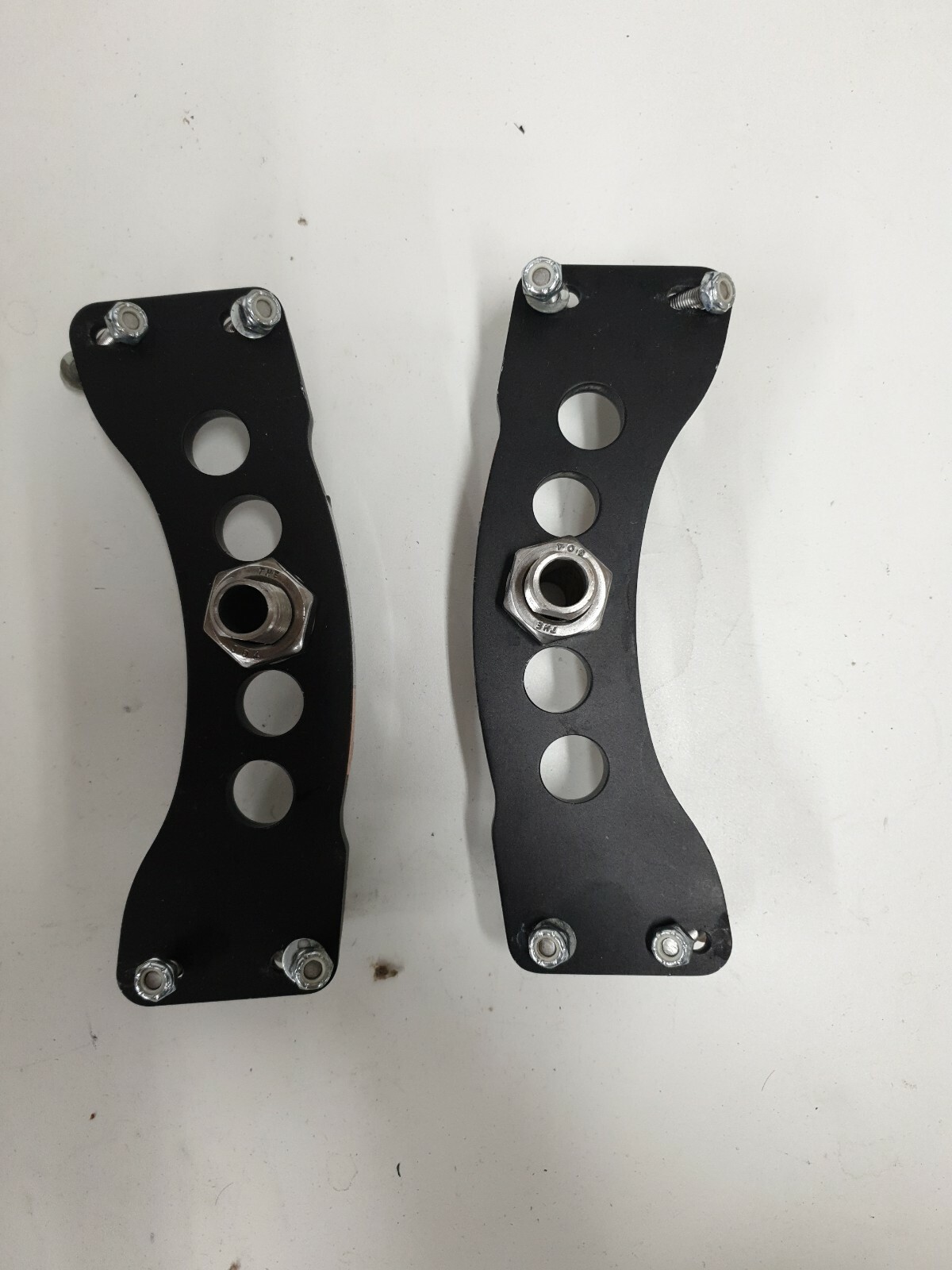 Invacare ProSpin X4S Manual Wheelchair Axle receiver Bracket | eBay