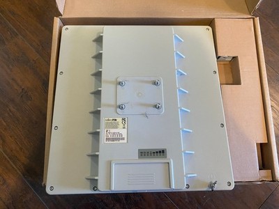 MikroTik RB911G-5HPnD-QRT 5GHz QRT 600MHz 64MB 24dBi 11an Outdoor INTL ...
