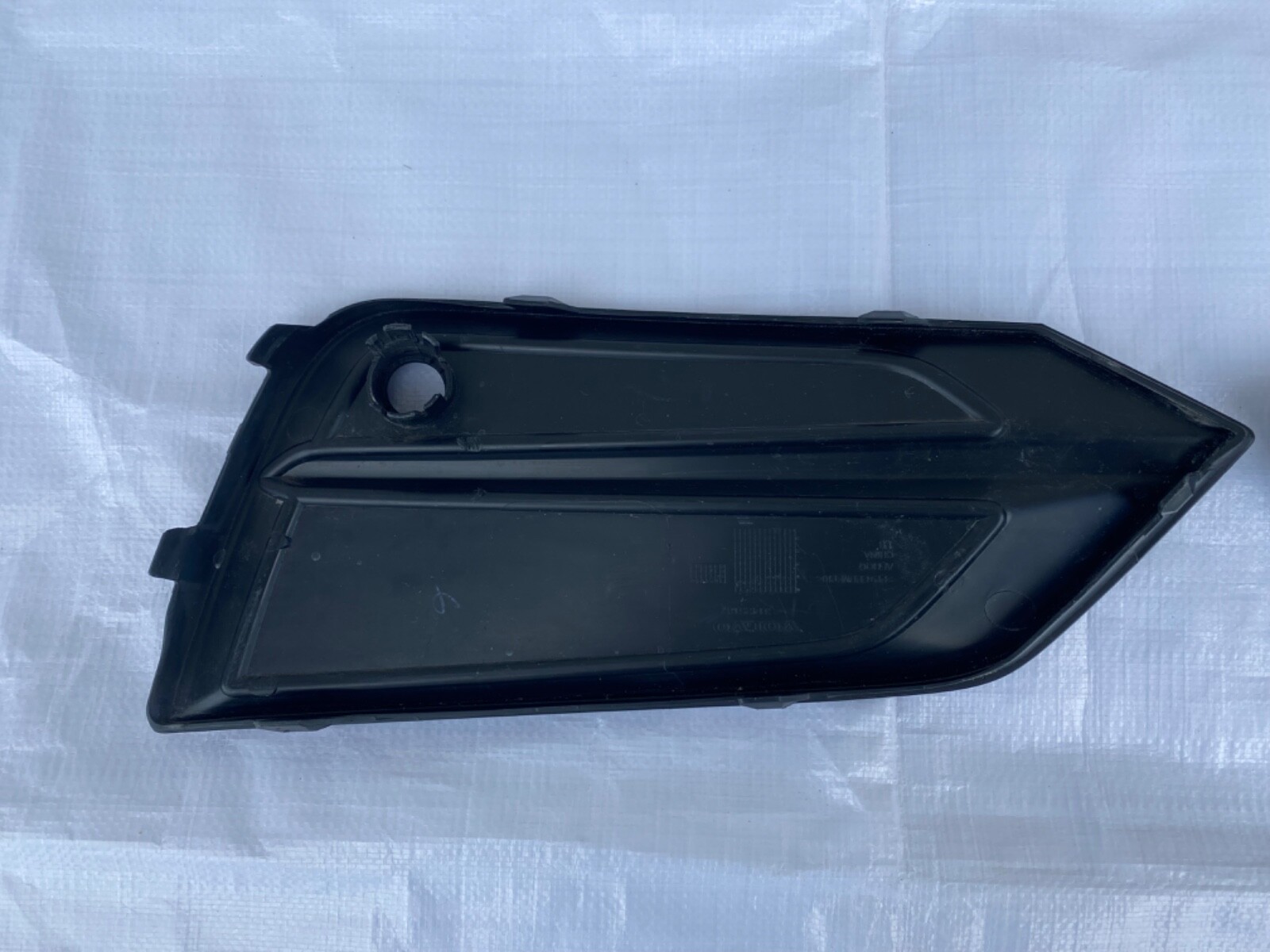 2018 2019 2020 Volvo XC60 Front Bumper fog light trim panel cover L&R ...