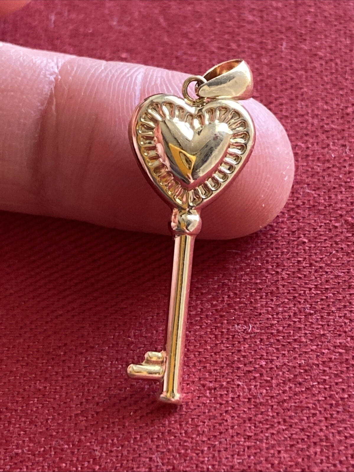 14K Yellow Gold Heart Top Skeleton Key Charm - Gem