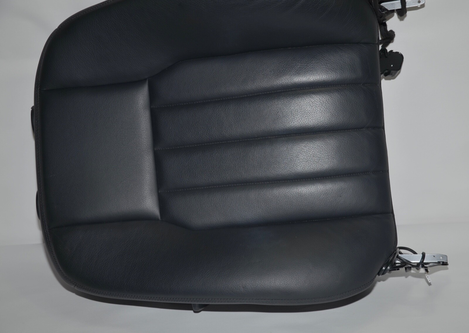 Sitz Mercedes W204 Sitzbezug Sitzlehne Leder Schwarz vorne Links ...