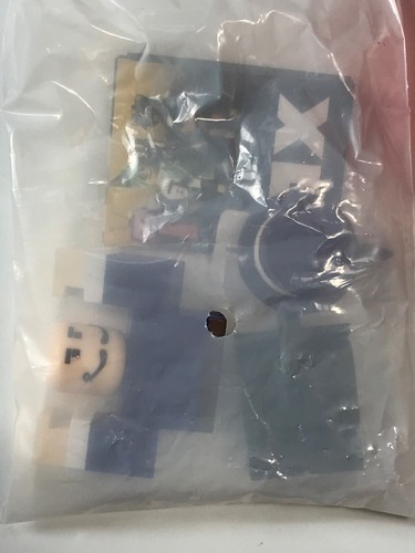 Roblox Blind Series 5 Red Celebrity Box Figure Vesteria Barber S & Code ...