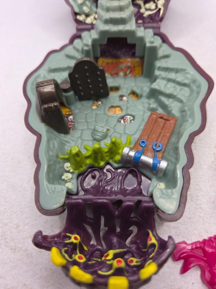 Vintage Bluebird - Mighty Max - Doom Zone "Outwits Cyclops" - MINTY ...