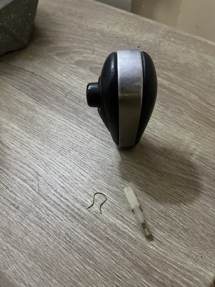 03-05 Nissan 350z Automatic Shift Knob w/pin and clip OEM | eBay
