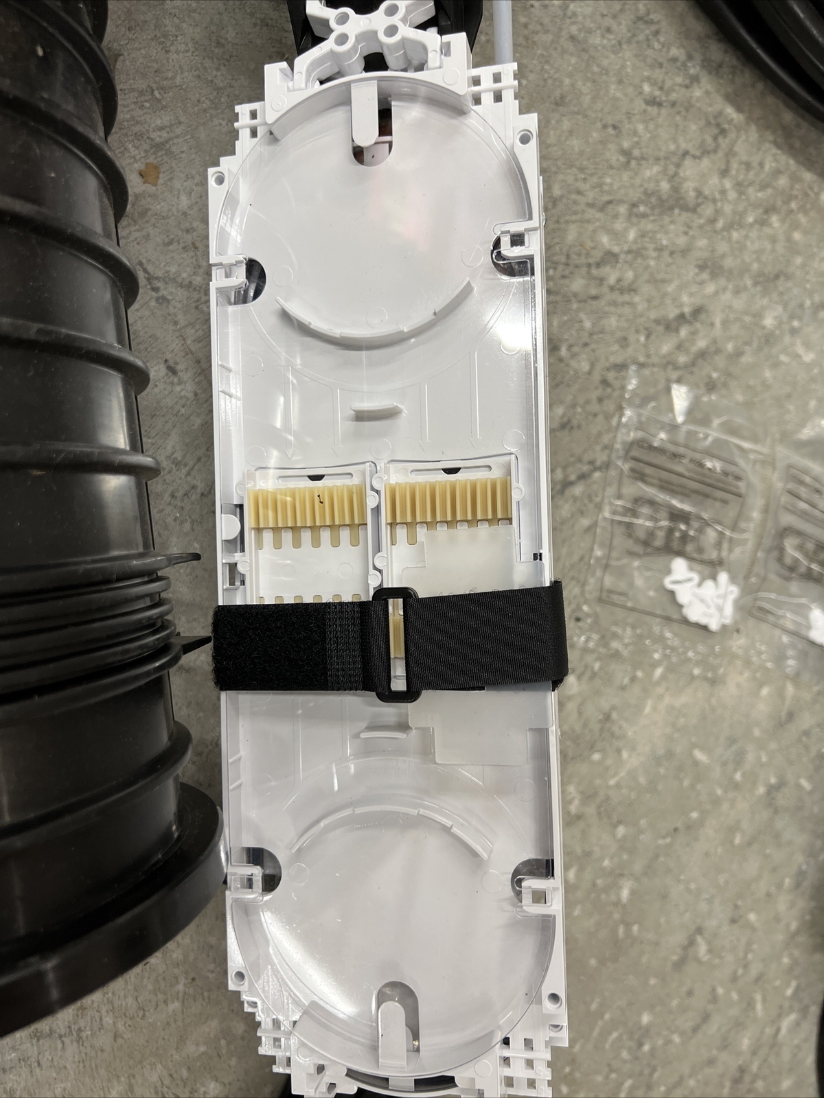 NEW Commscope FOSC 400 Fiber Optic Splice Closures Free Shipping!!! | eBay