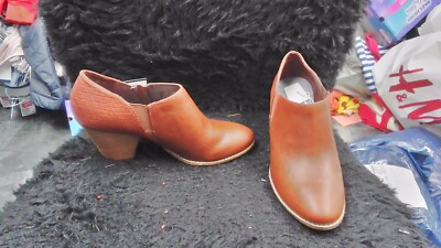 NWT DR SCHOLL'S WOMENS WESTERN SHOOTIE BOOTIES SCHOES BROWN 10 | eBay
