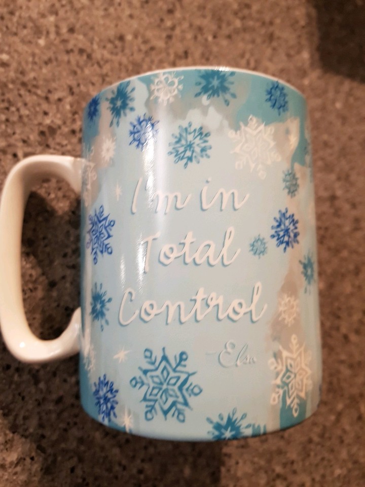 Disney Enesco Frozen Queen Elsa Im In Total Control Snowflake 14 Oz Mug ...