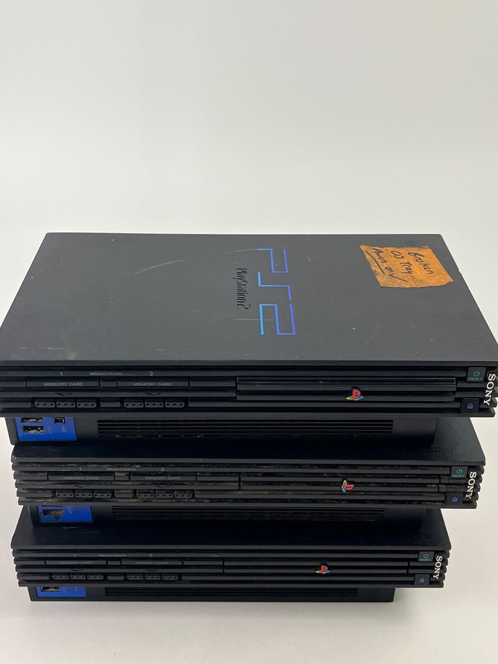 Lot of 3 Broken Sony PlayStation 2 PS2 Black “Fat” Consoles SCPH-39001 ...